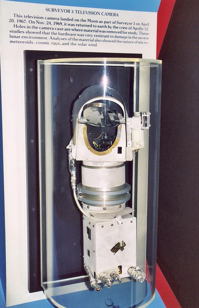 SpaceRubble: 50 Years Ago: Surveyor 3 on the Moon