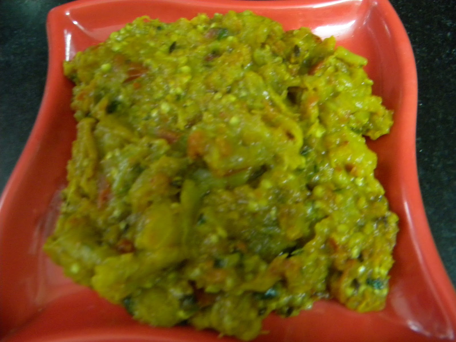 Fast Indian Recipes: Baingan ka bharta (Mashed spicy eggplant)