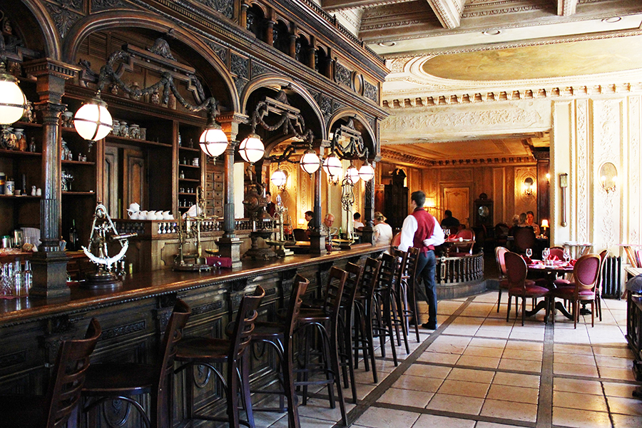 Moscow, Russia: Aristocratic Eats at Café Pushkin — Posh, Broke, & Bored