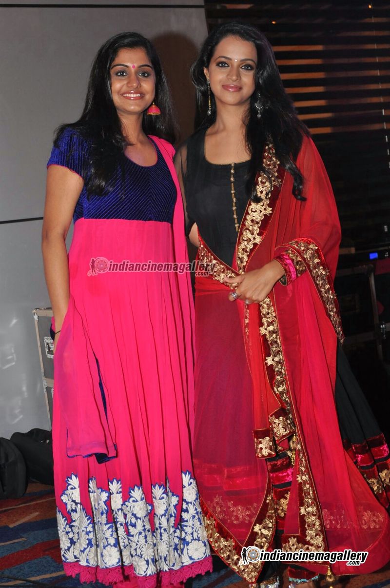 Vinu Mohan Marriage Reception Hot Photos