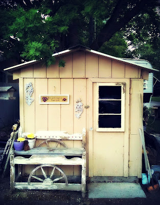 American Honey Home: Decorating the Outside of the Pump House