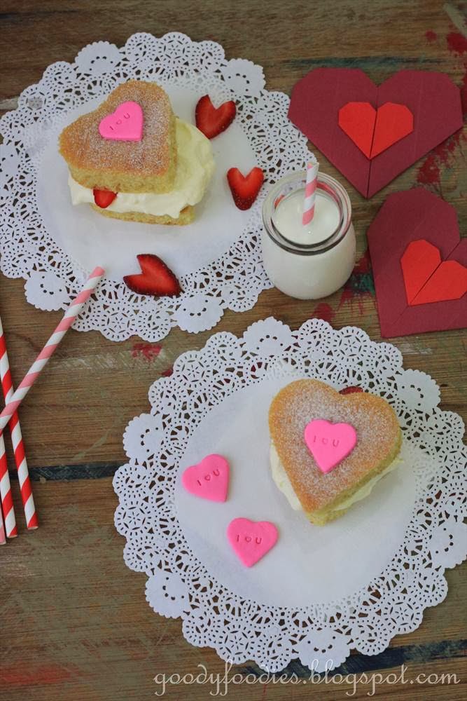 GoodyFoodies: Recipe: Valentine's Mini Heart Cakes + Happy Valentine's Day!