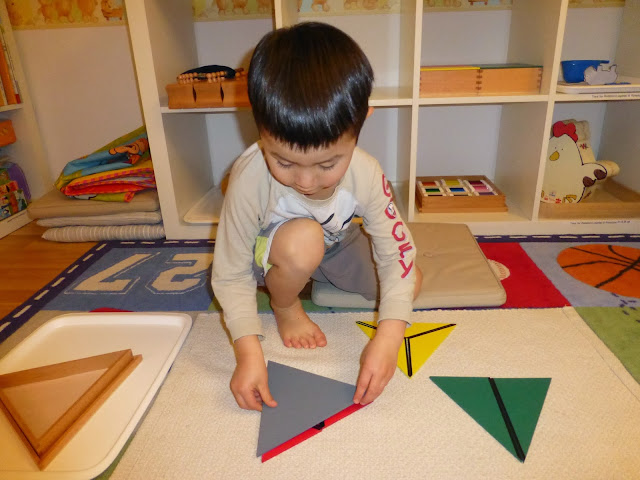 Family FECS: Montessori Activity: Constructive Triangles - Triangle Box