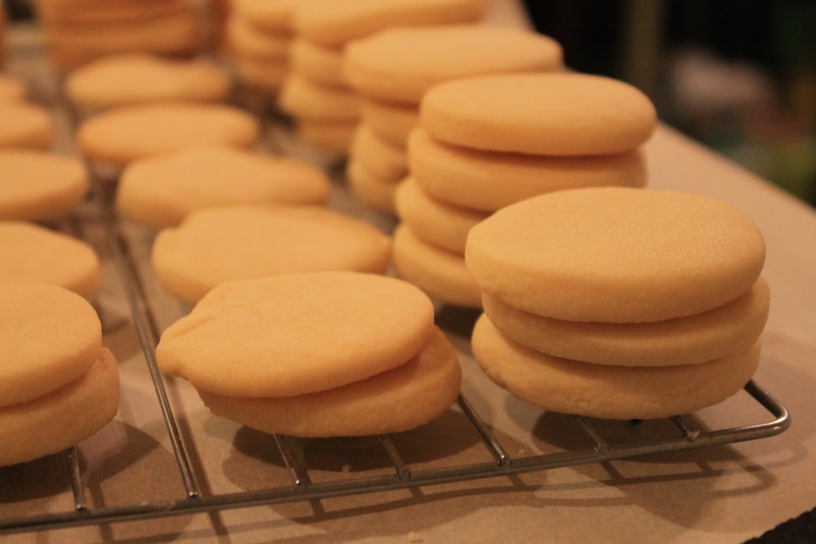Colombian Alfajores (Dulce de Leche Cookie Sandwiches) - The Bella Insider