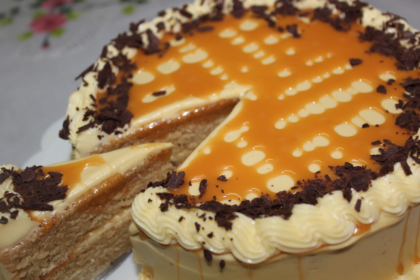 Bluepandacakes: Butterscotch Cake