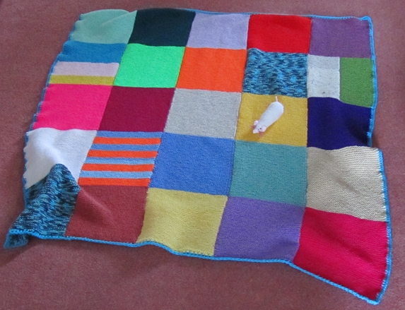 Battersea Dog Blanket Knitting Pattern