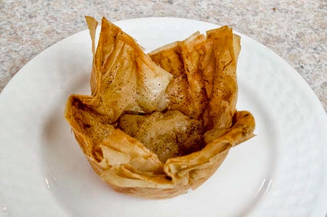 Entertaining Grace: Impressively Easy Sugared Fillo Cups