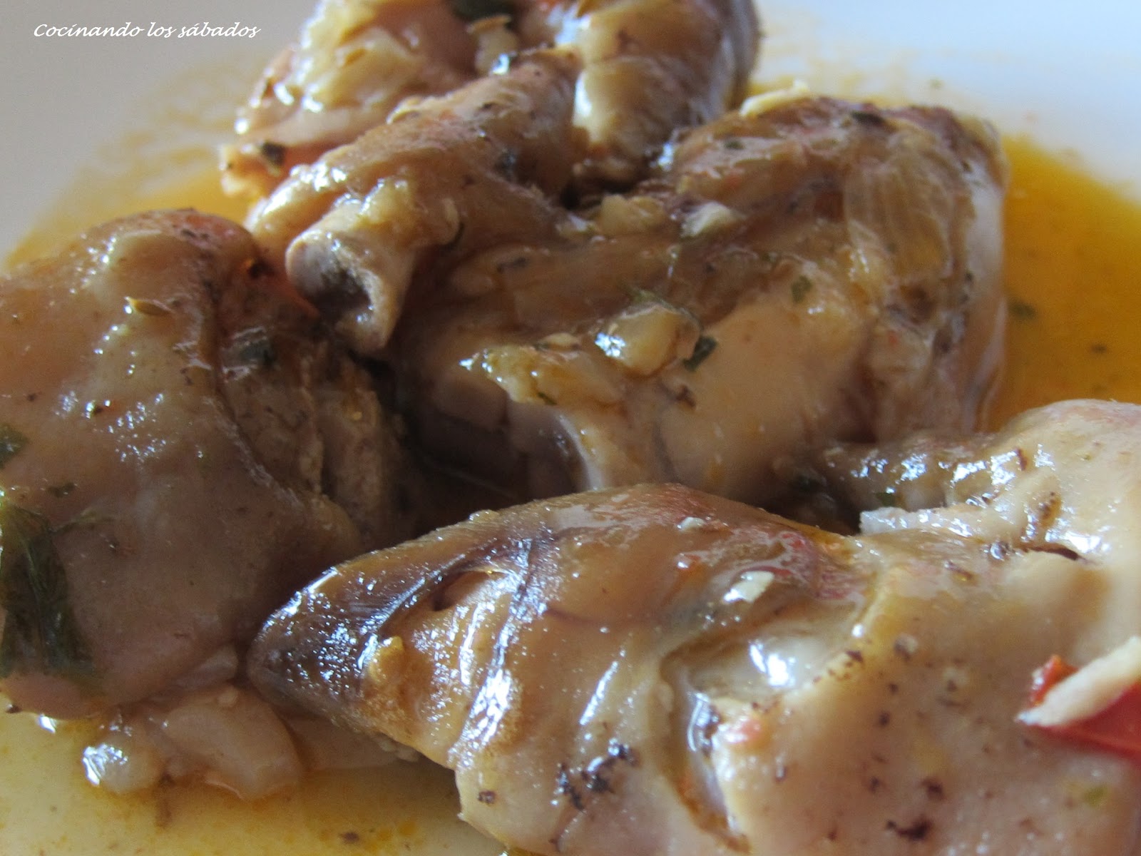 Cocinando los sábados: MANITAS DE CERDO EN SALSA