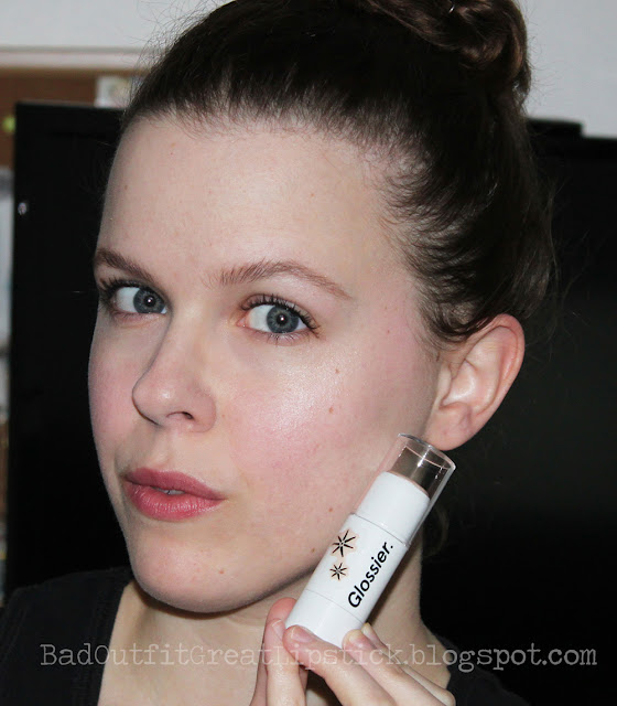 Bad Outfit, Great Lipstick: REVIEW: Glossier Haloscope