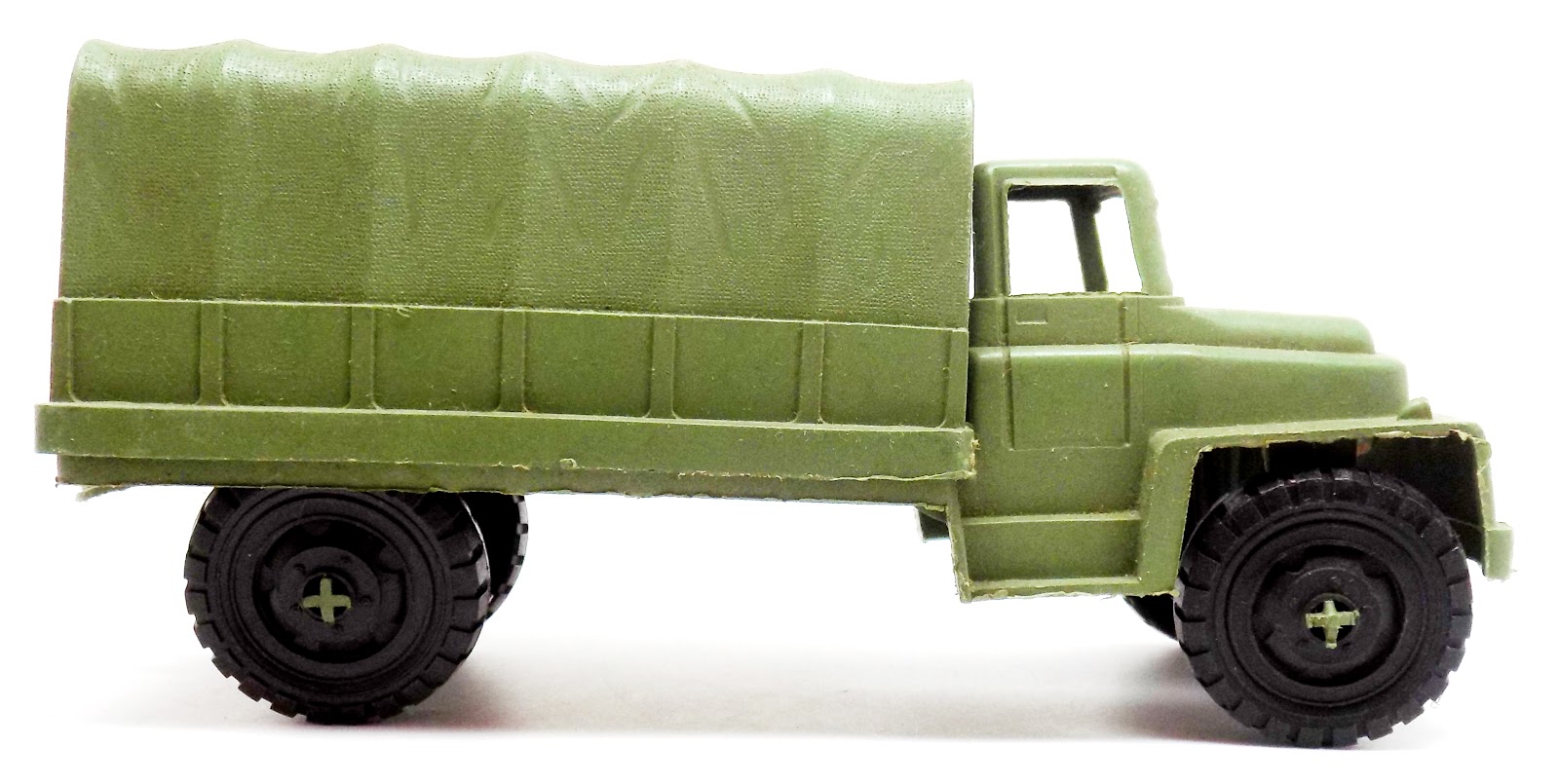 Toys and Stuff: MPC Army Truck - M35 Deuce?