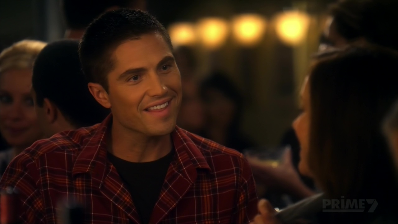 ausCAPS: Eric Winter shirtless in Sundays At Tiffany's