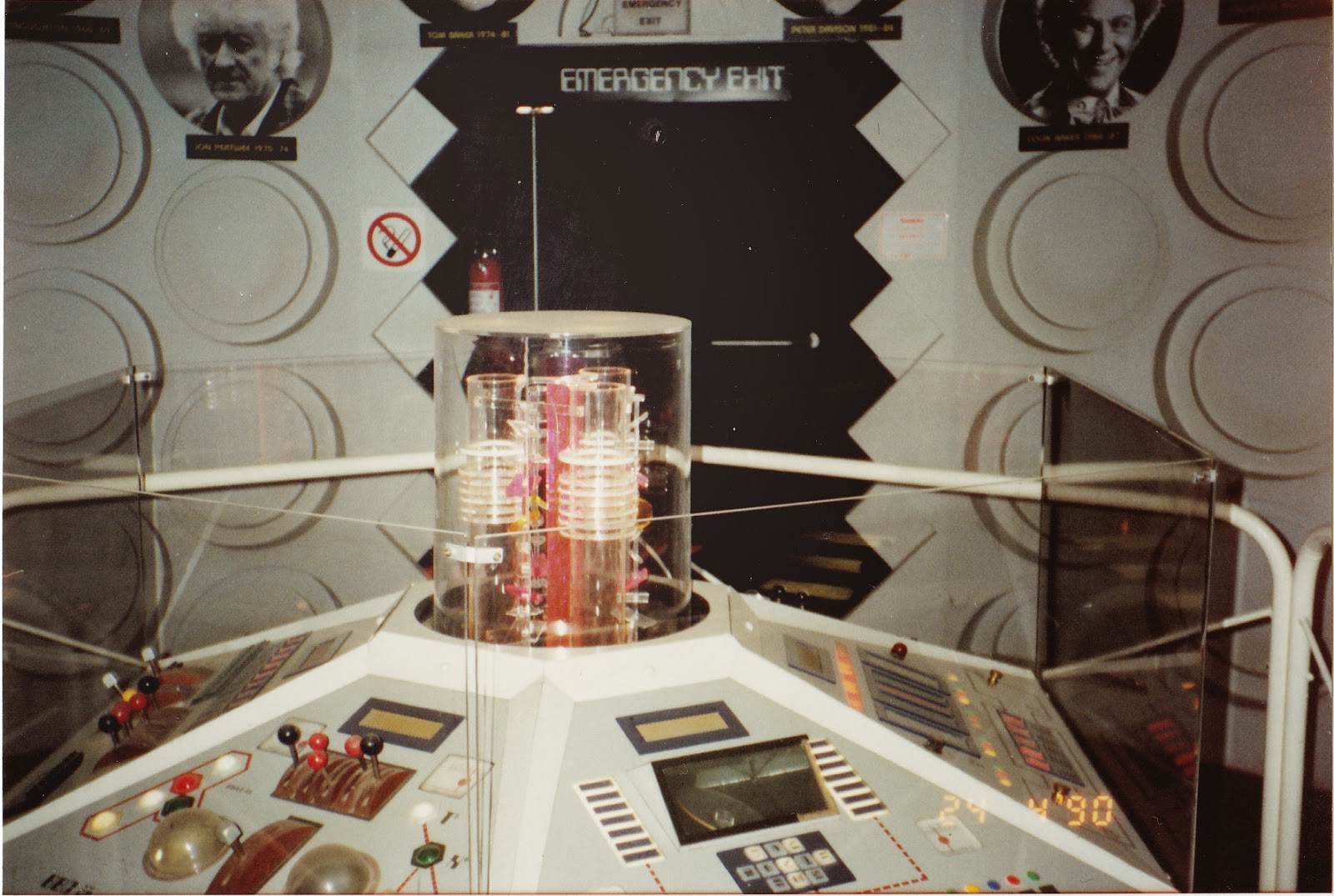 Aerohaveno: "When I Say Run, Run!": Travel & Doctor Who