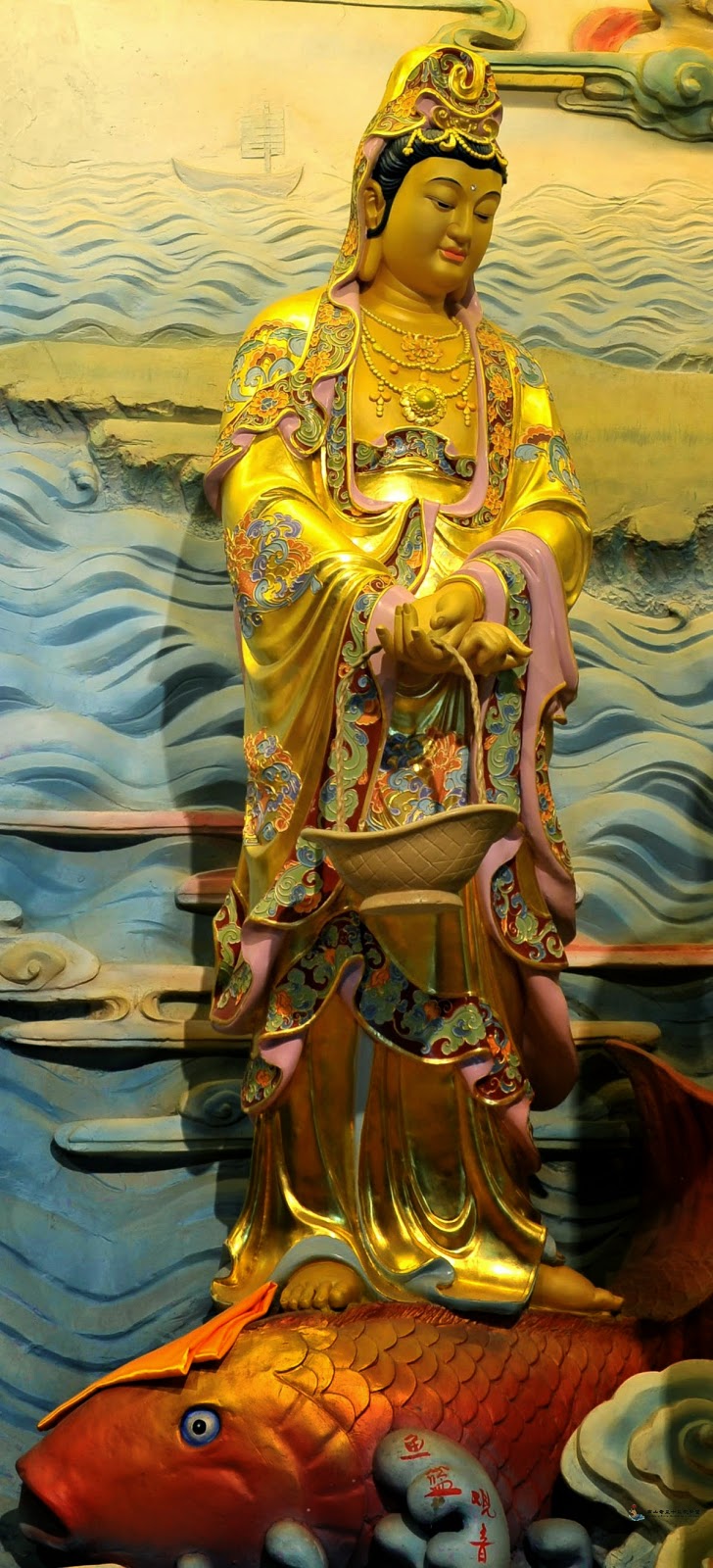 SERBA SERBI TRIDHARMA: Dewi Kwan Im