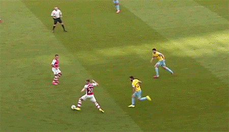 Arsenal Gifs: 2014 08 16 vs Crystal Palace (home)