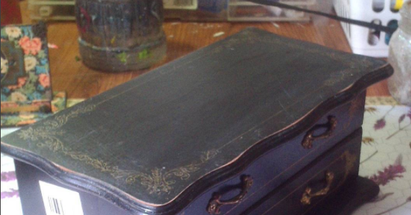 Pixie Hill: Jewelry Box Before and After