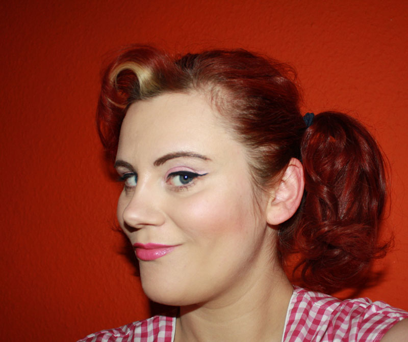The Pin up Diaries: The 1950s Face