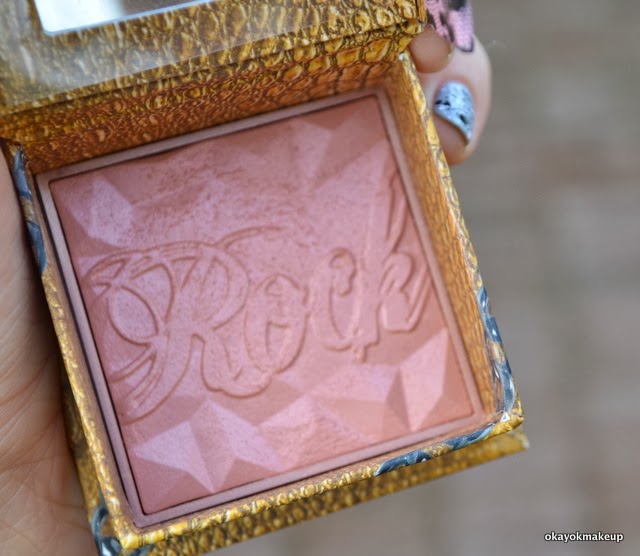 Benefit Box Powder Cheek Powder in Rockateur: A healthy rose gold pop ...