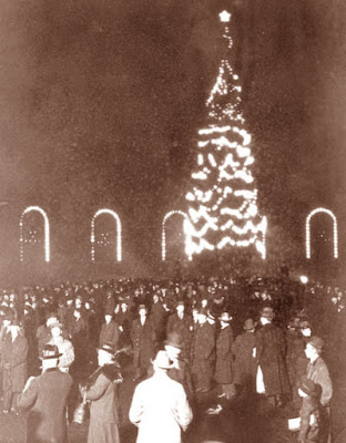 The Story of a House: November 2015