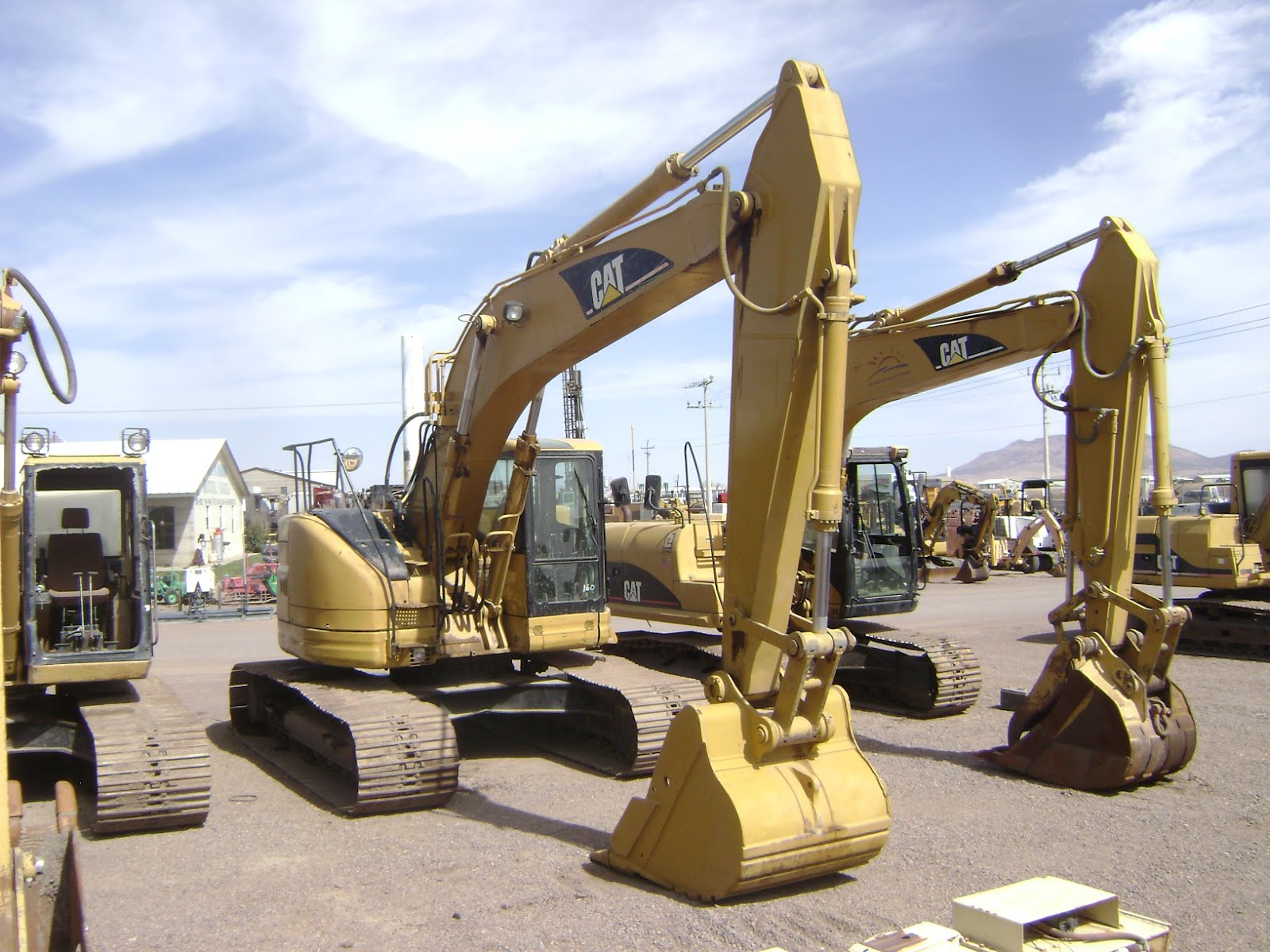 MAQUINARIA AGRICOLA INDUSTRIAL: Excavadora CAT 321B LCR $108,600 Dlls ...