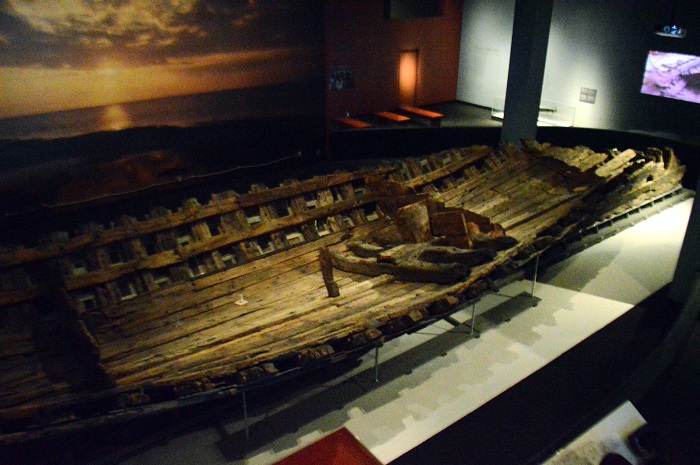 The Wreck of La Belle and the archaeology of French Texas