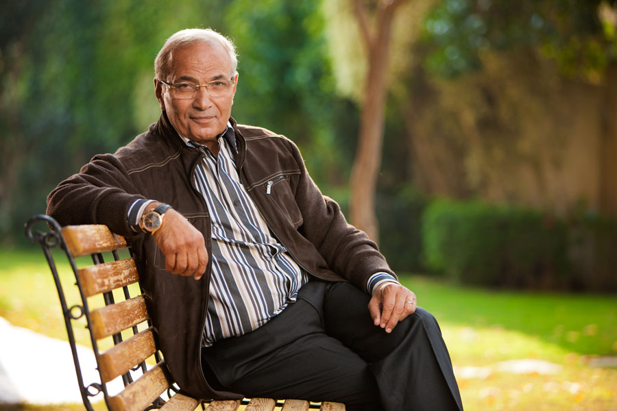 Egyptian Chronicles: In a big regional drama : Shafik declares his ...