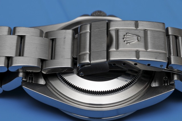 HOROLOGY CRAZY: Rolex Explorer II review ... well sort off.....