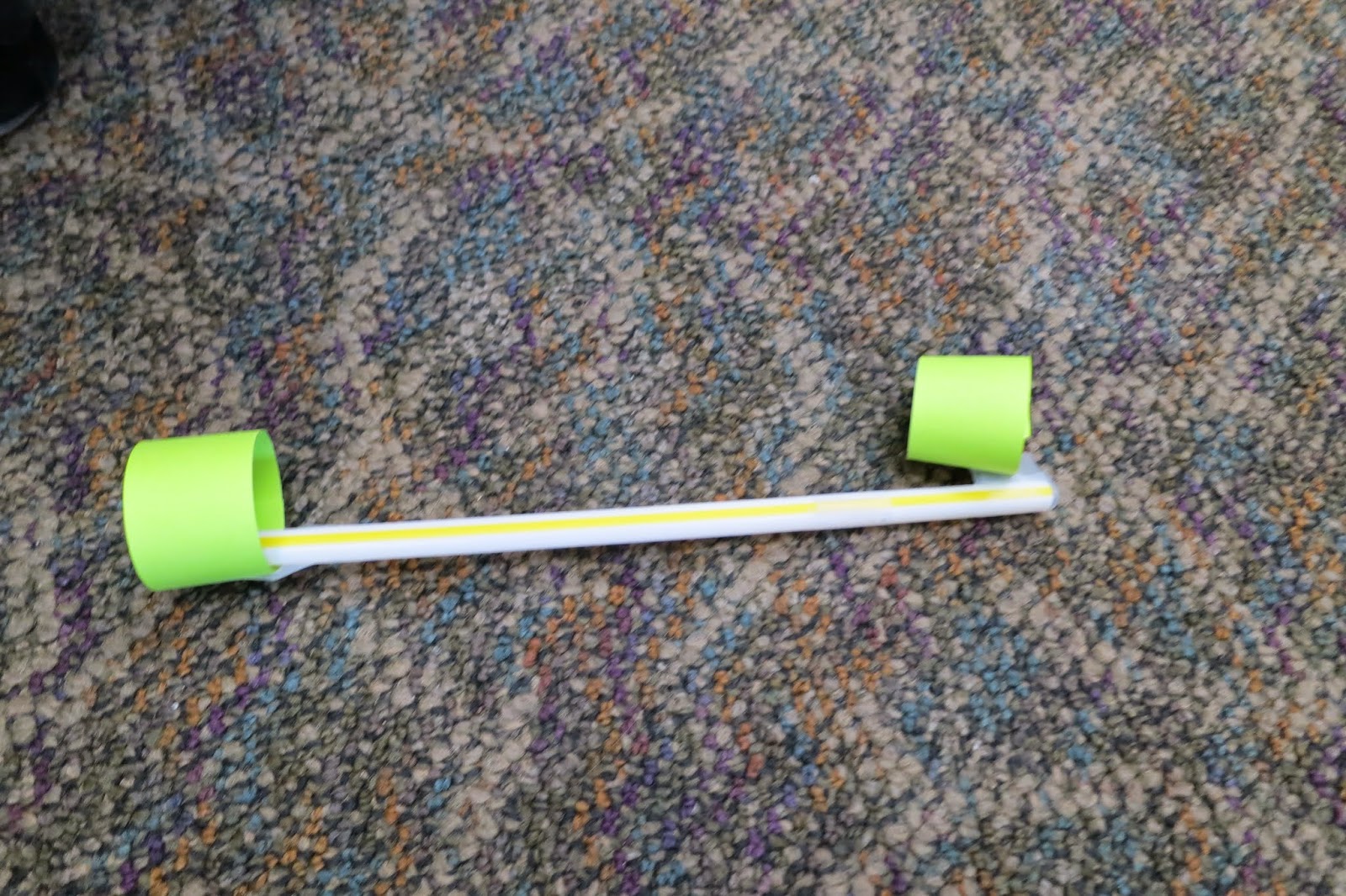 WonderWorks: Straw Flyers : library makers