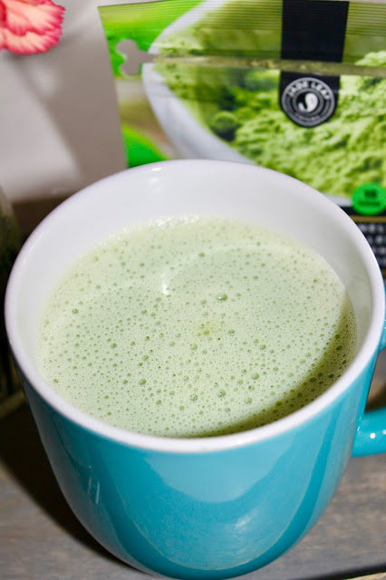 Living on Cloud Nine: MATCHA GREEN TEA LATTE