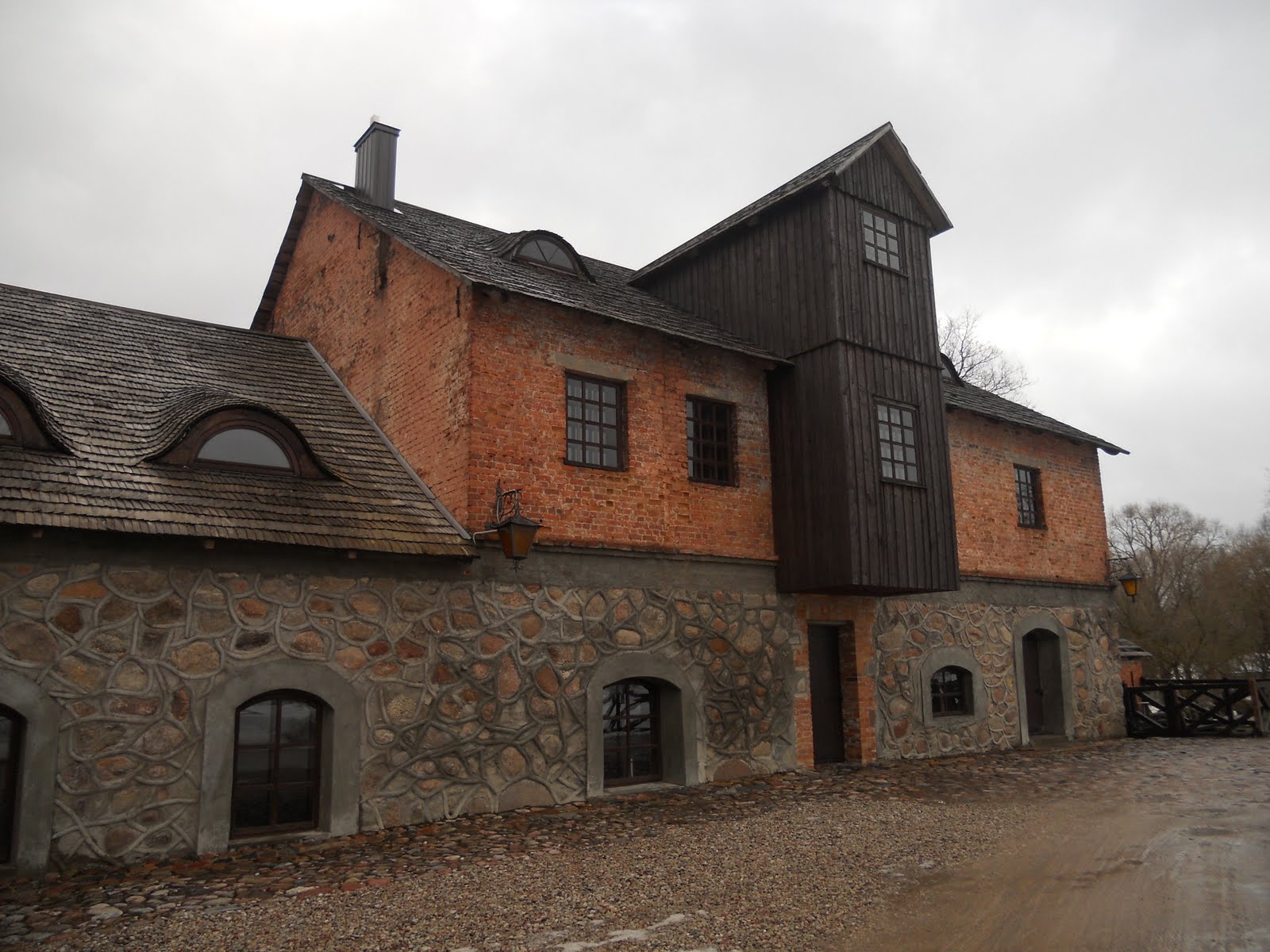 Susie in Lithuania: Touring the Lithuanian countryside!