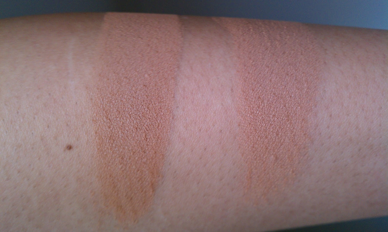 Tarte Amazonian Clay Matte Waterproof Bronzer_ DUPE!!! | GROSVENOR MODELS