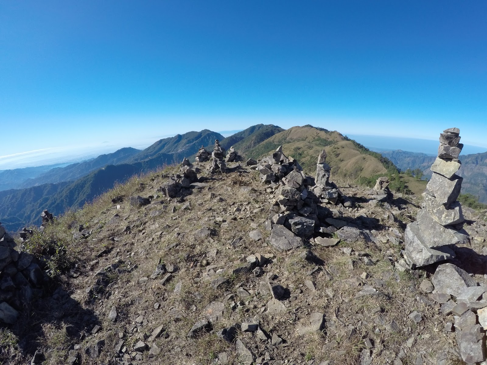 Mt. Ulap Eco Trail Travel Guide - moredantravels