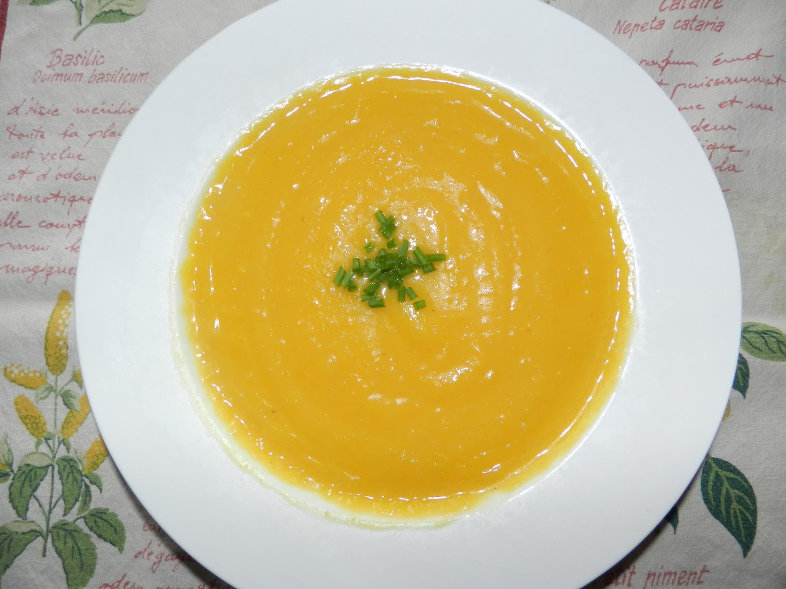 Lake House Love: Pureed Butternut Squash Soup with Ginger!