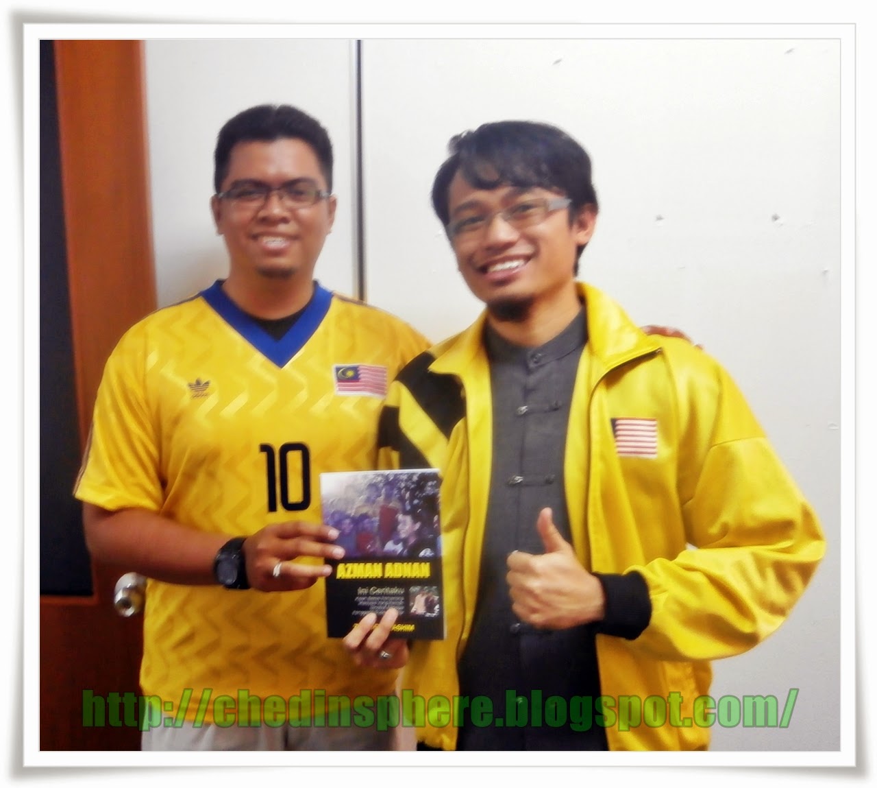 .chedinsphere.: Sudah terbit: Biografi Azman Adnan.