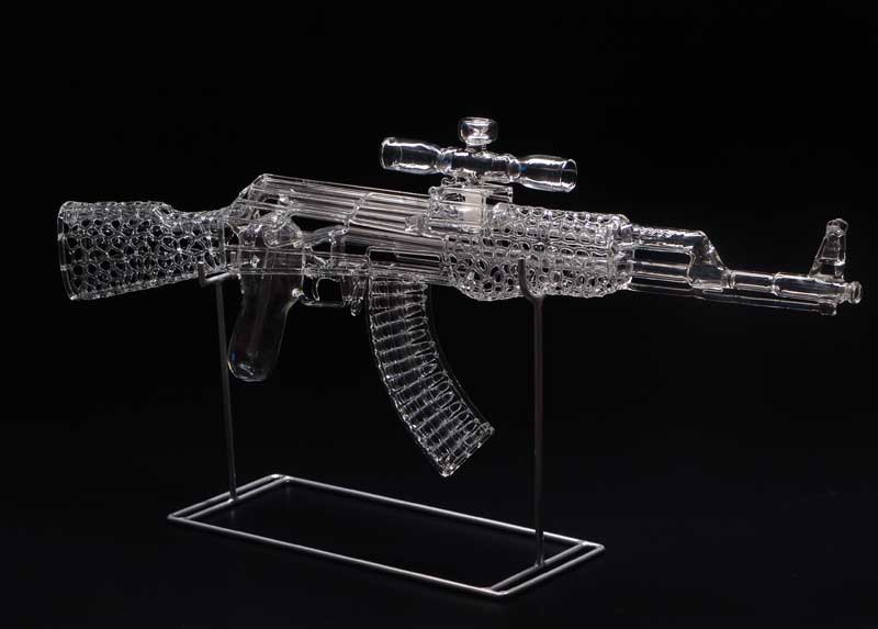 Passion for Pot: Incredible Glass Gun Bongs!!