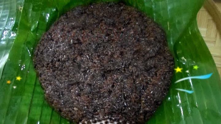 Tagalog Kitchen: How To make Rice Cake..Biko na Pirurutong