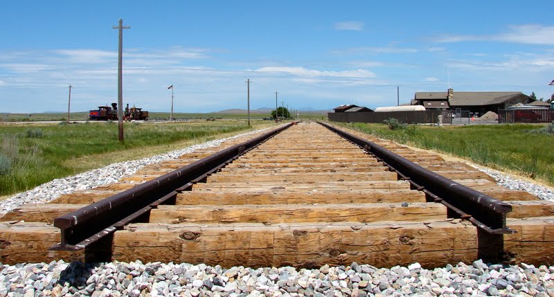 Our Four Wheel Camper: Driving the Transcontinental Railroad National ...