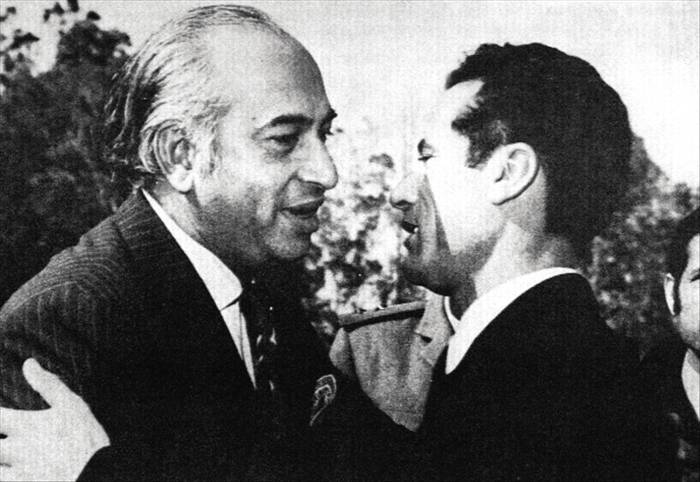 The Republic of Rumi Blog: Gaddafi: a Pakistani perspective