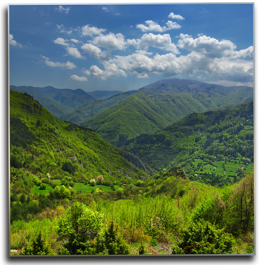 Beautiful Eastern Europe: Rhodope mountains Bulgaria