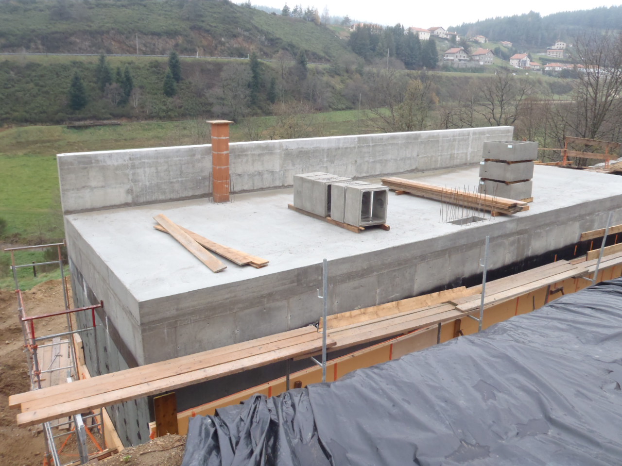 COEUR DE GAÏA: L'acrotère.