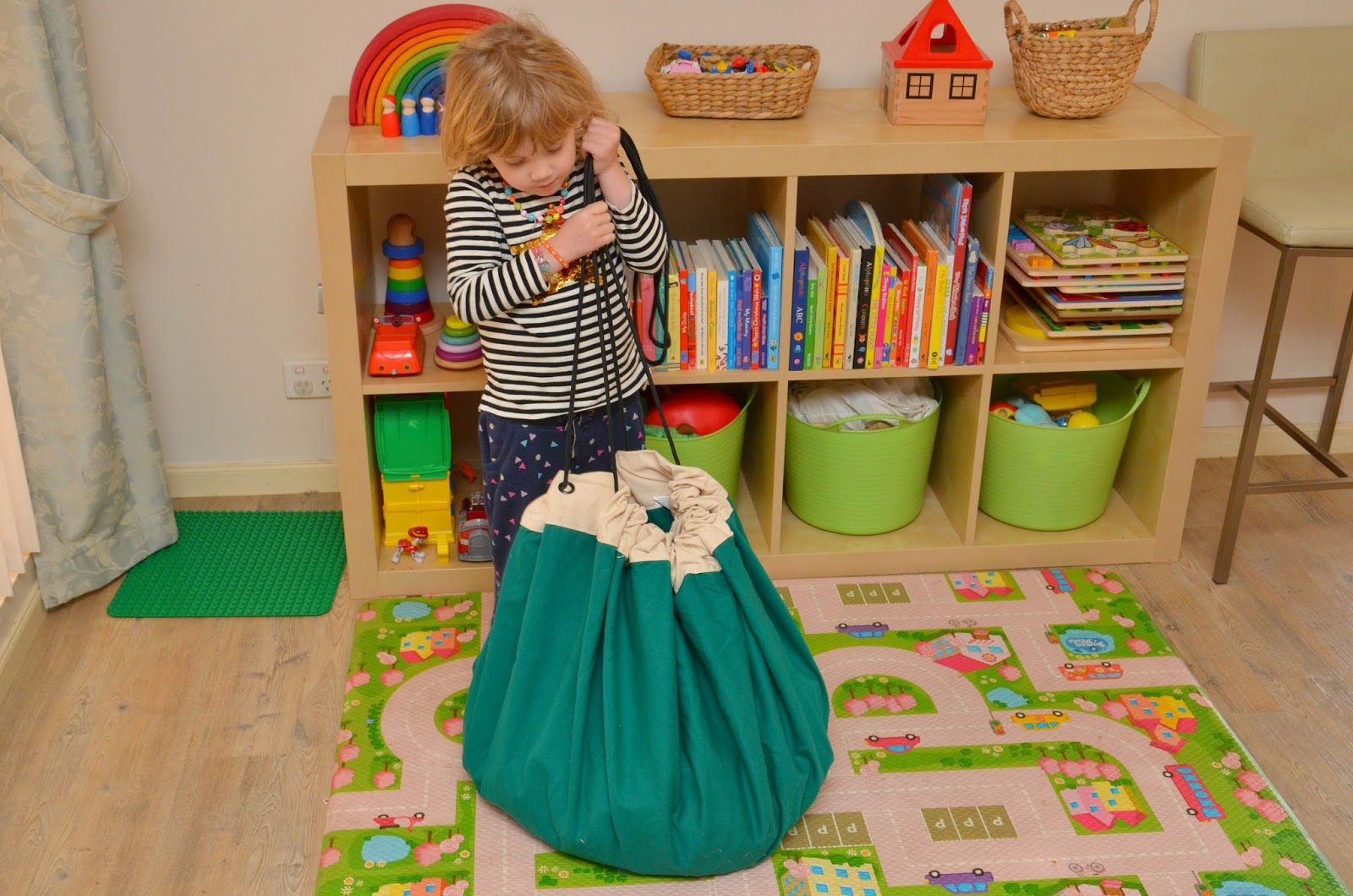 Toy Storage Ideas With Play Pouch - Teacher Types