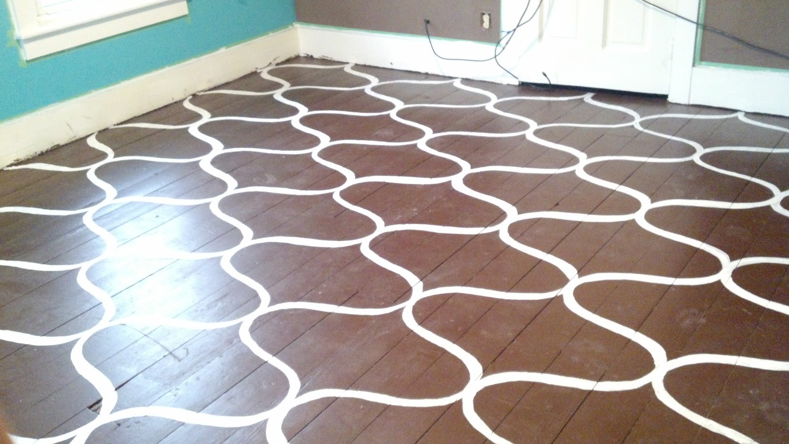 Tedious Tinkering: Hand Painted Wood Floor