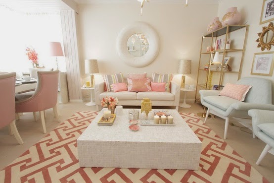 Salas en color rosa y celeste