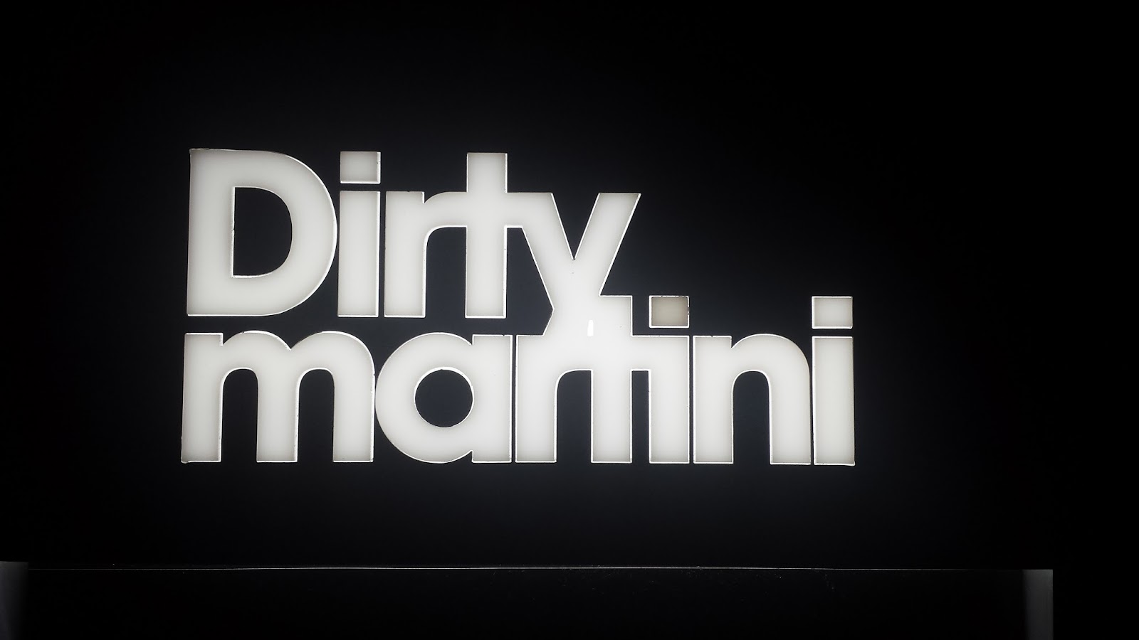 LIFESTYLE: Dirty Martini, Monument / Georgina Does
