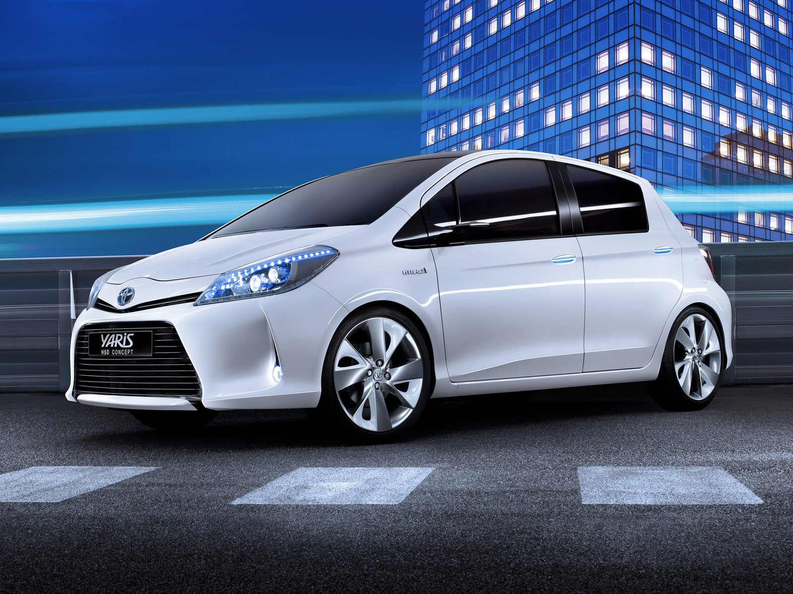 Toyota Yaris HSD Concept photos 2011 car accident lawyer