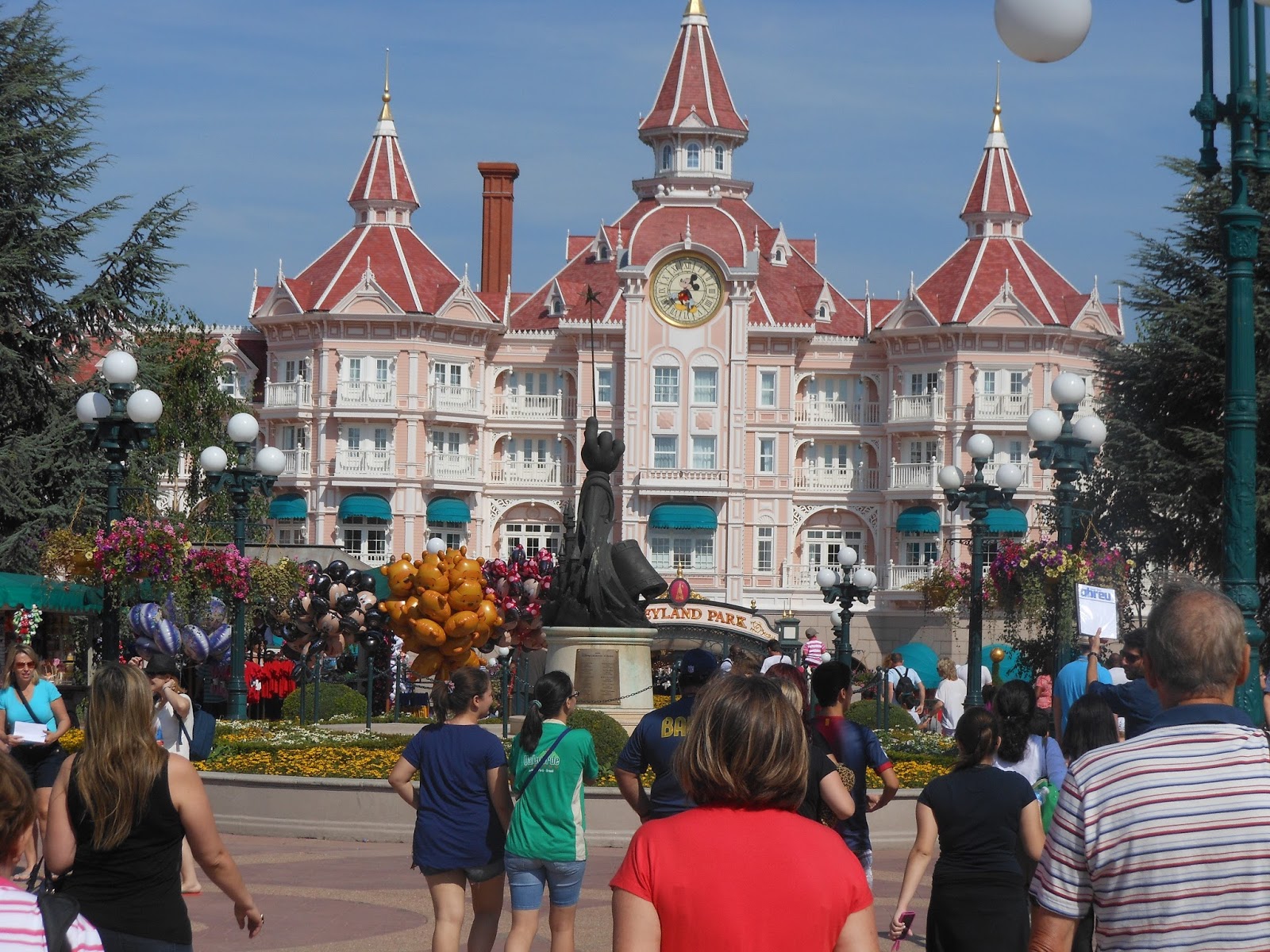 O Mocorongo: Album de viagem: Disney-Paris