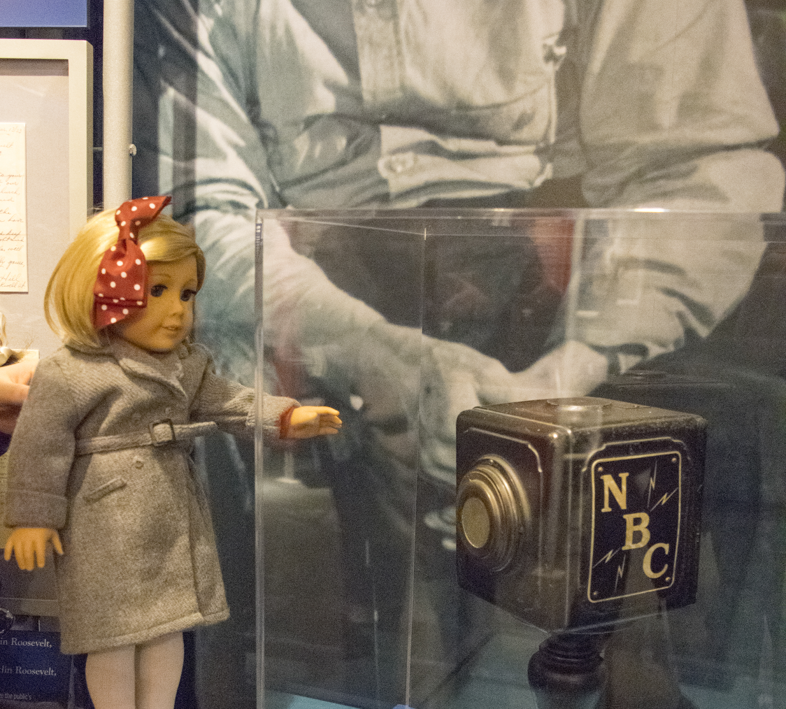 A Peek into the Pantry: Molly & Kit Make FDR's Inexpensive Christmas Cake