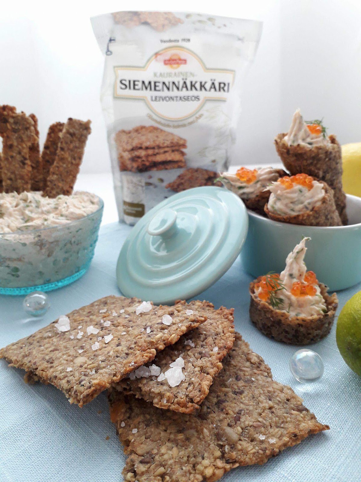 Siemennäkkäri lohimoussella