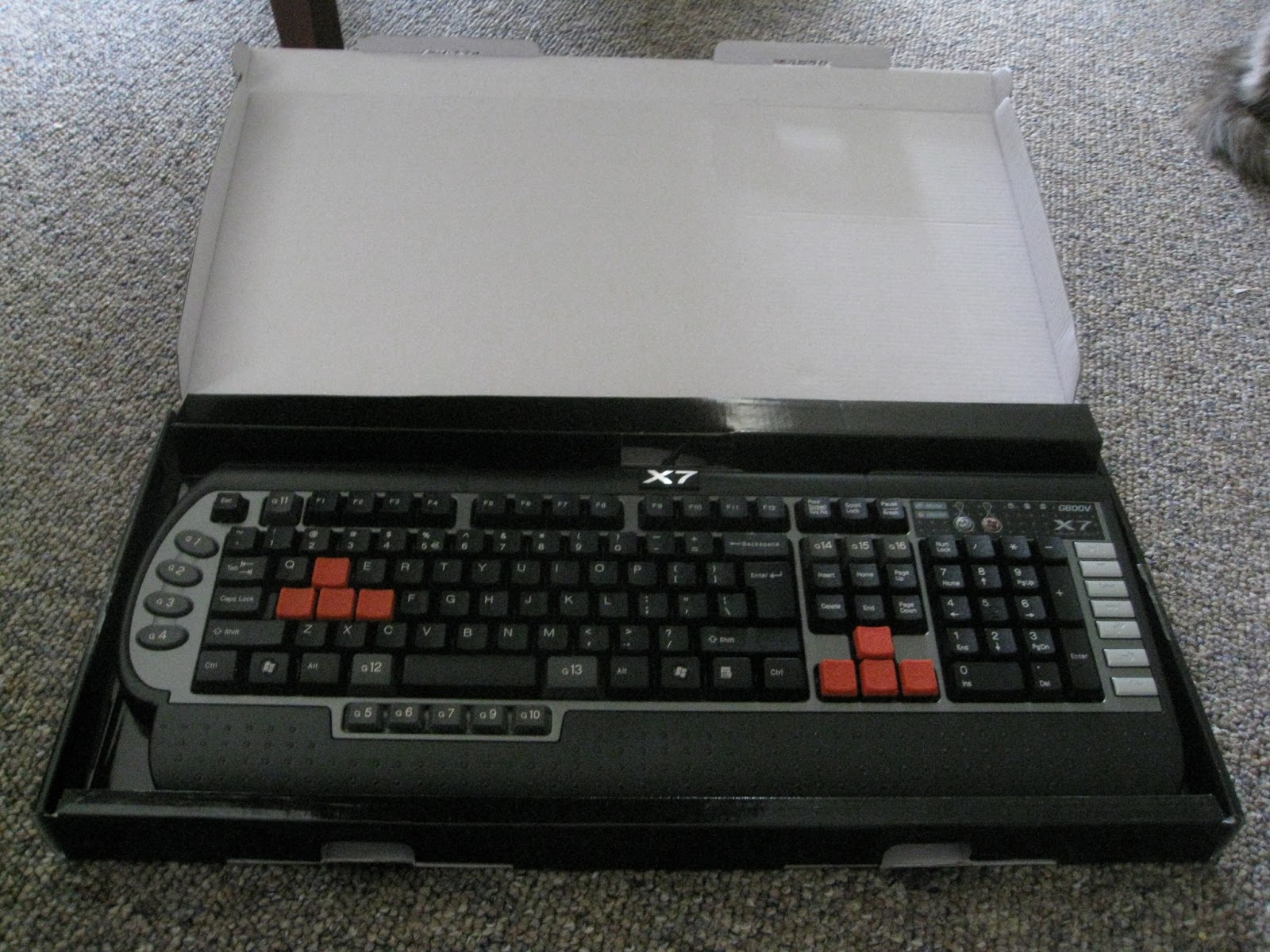The Gaming Life: Product Review 1: A4Tech G800V Keyboard