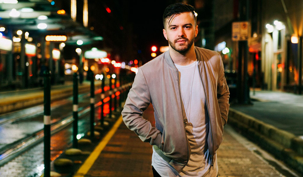 Evan Craft nos hizo conocer sobre su nueva canción que habla del mundial