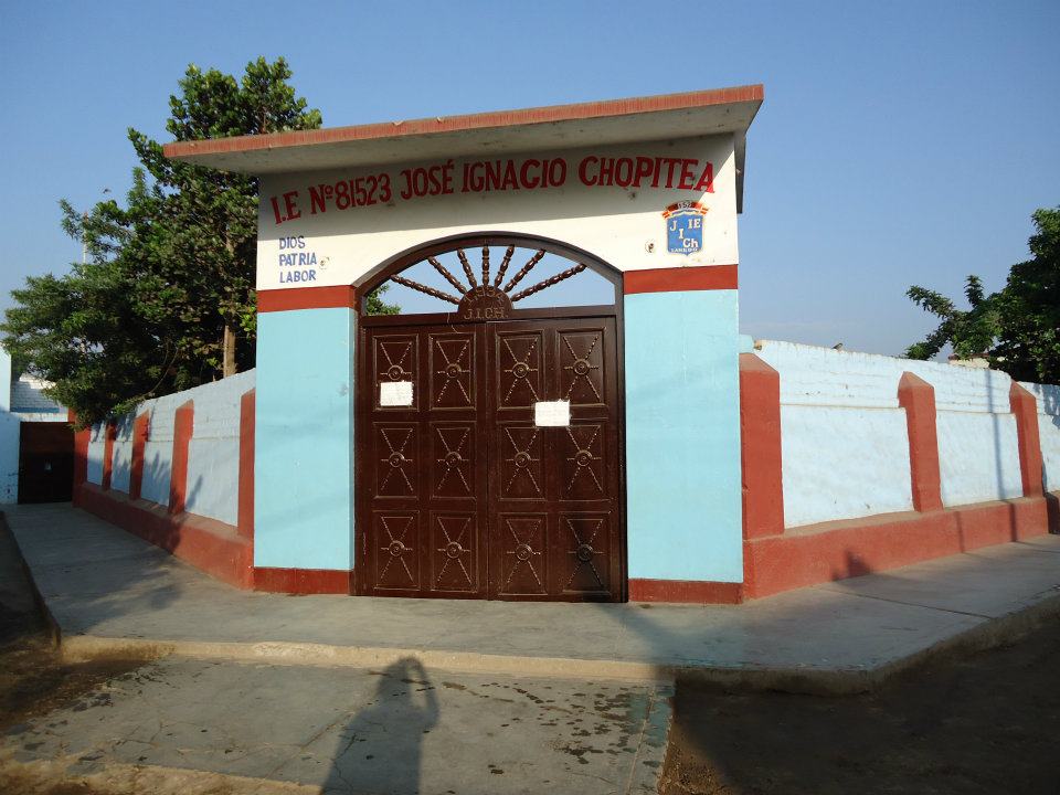 Laredo Comunica: HOMENAJE A LAREDO - PERU